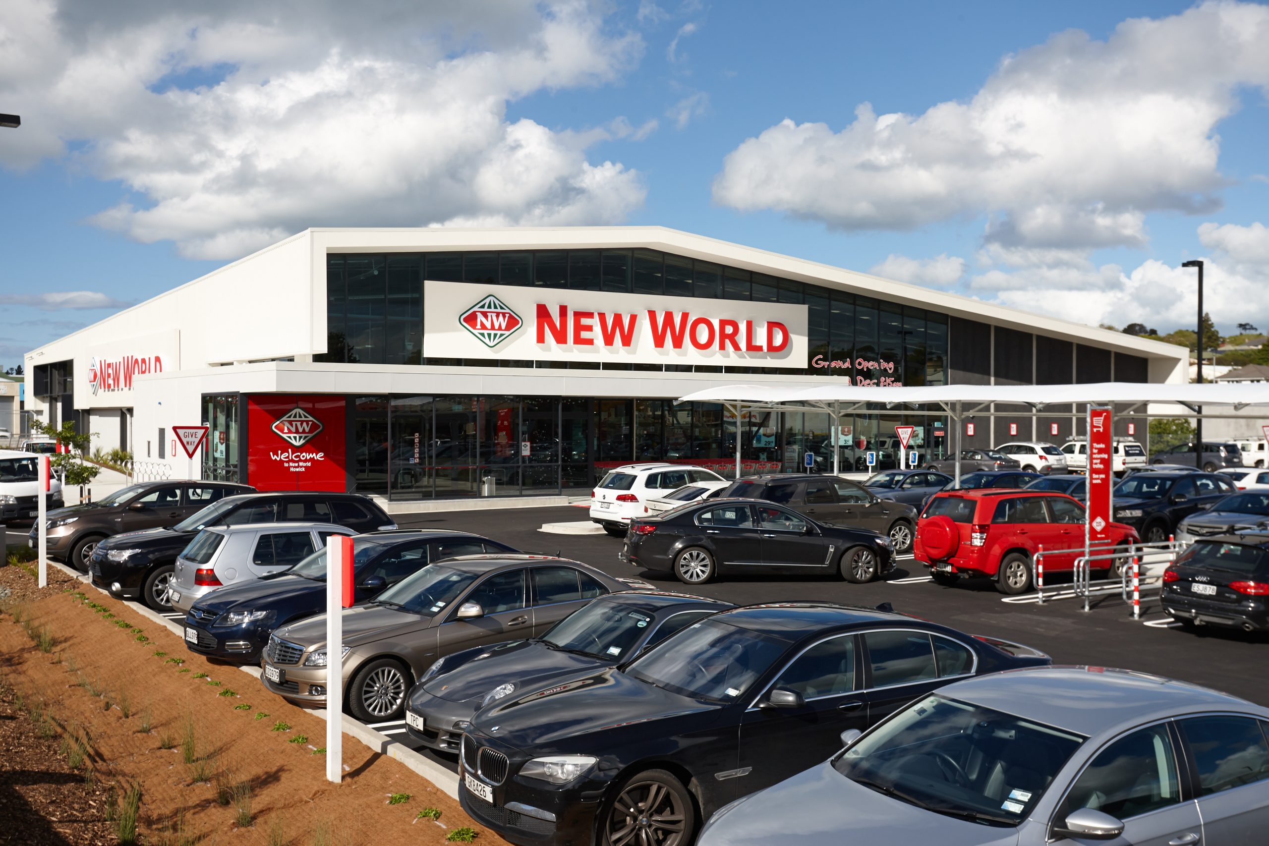 NEW WORLD HOWICK TURNS ONE - Supermarket News