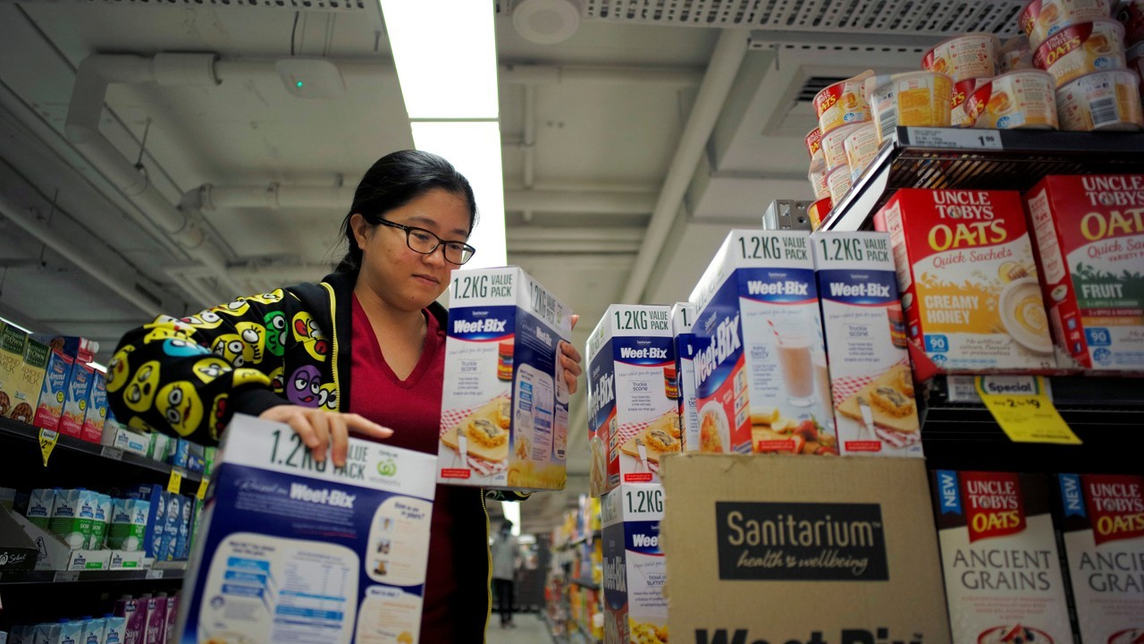 THE DAIGOU EFFECT: HOW BRANDS CAN BREAK DOWN CHINESE BORDERS AND DRIVE ...