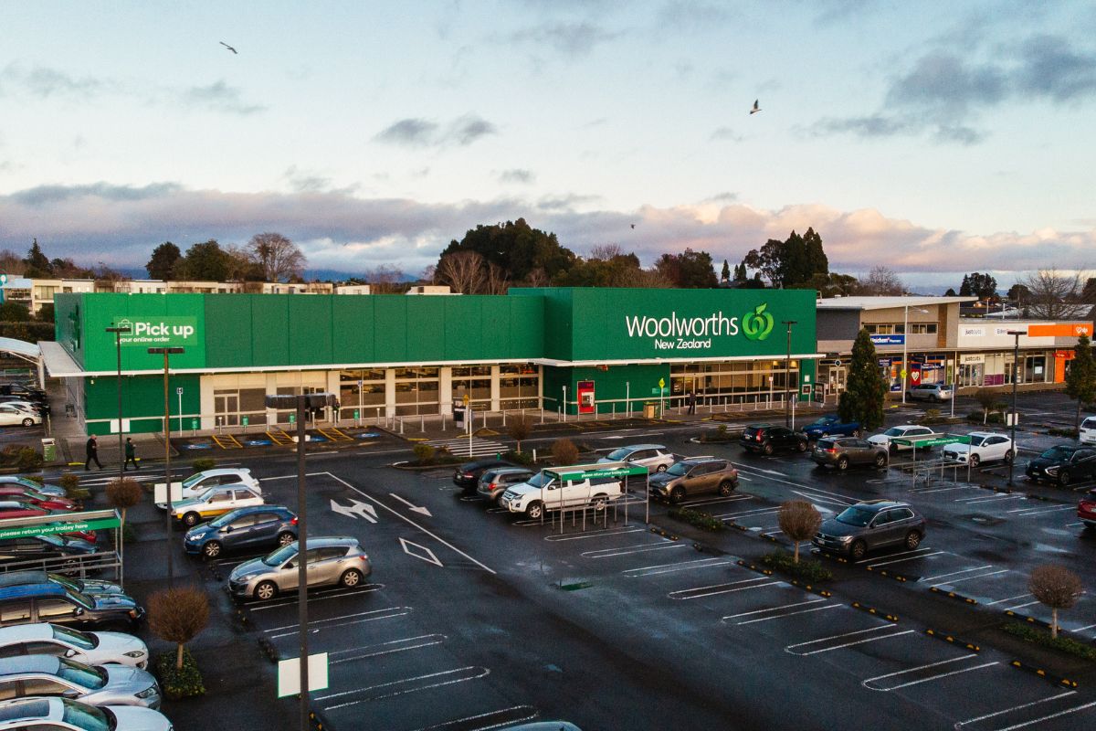 The First Countdown To Relaunch As Woolworths New Zealand - Supermarket ...