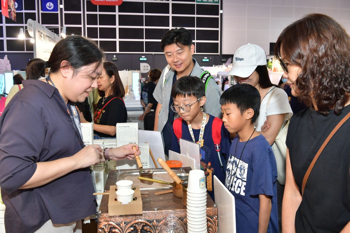 Massive Turnout For Food Expo PRO - Supermarket News